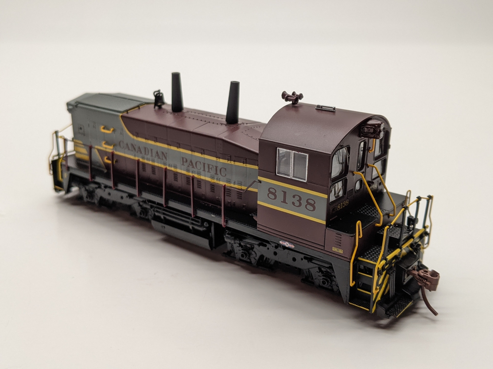 Rapido 26504 HO SW1200RS - Canadian Pacific / CP "Block" #8138 - DCC ...