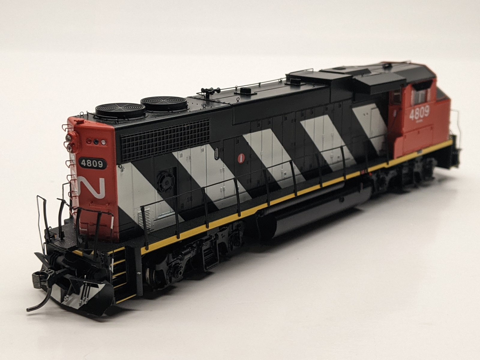 Athearn Genesis? HO GP38-2W? - Canadian National / CN #4809 - DCC/Sound For Sale -- Kingston ...