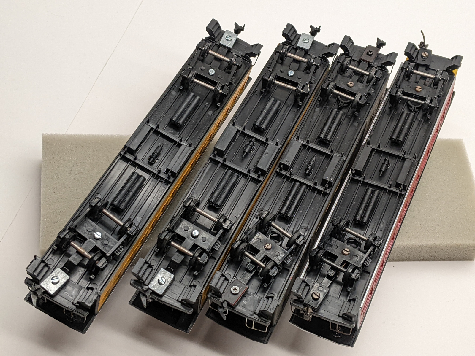 (Lot of 4) HO 58ft Clerestory Roof Passenger Cars For Sale -- Kingston ...