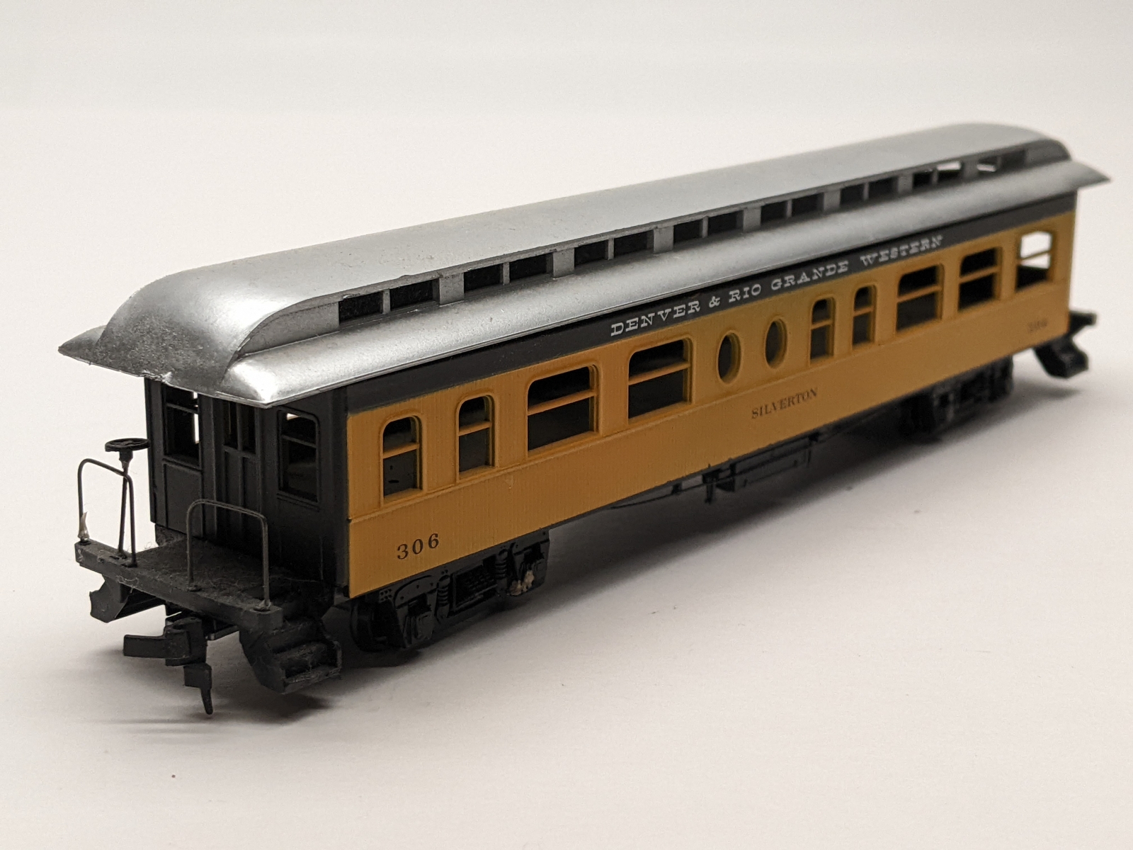 (Lot of 4) HO 58ft Clerestory Roof Passenger Cars For Sale -- Kingston ...