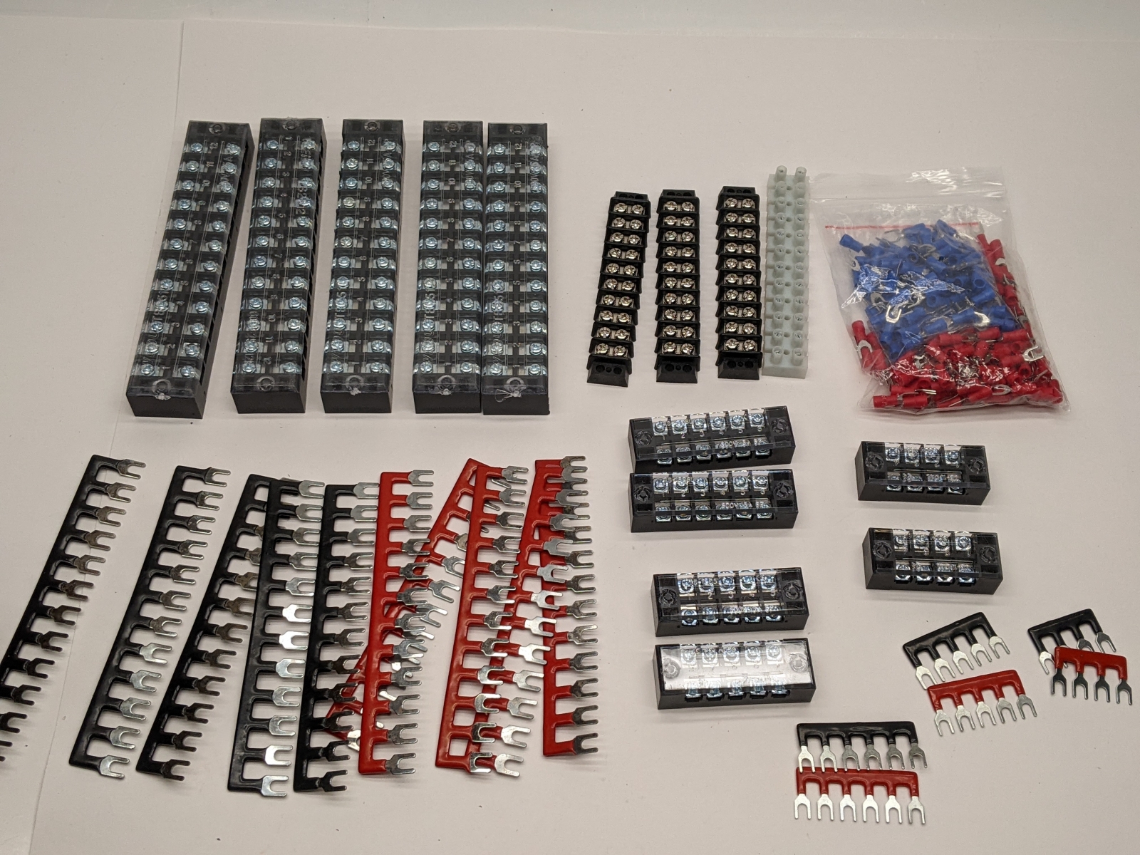(Lot) Terminal/Distribution Blocks / Barrier Strips & Spade Connectors ...