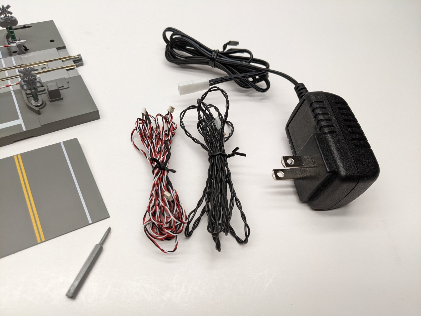 Kato 20-652-1 N Unitrack North American Style Automatic Crossing Gate ...