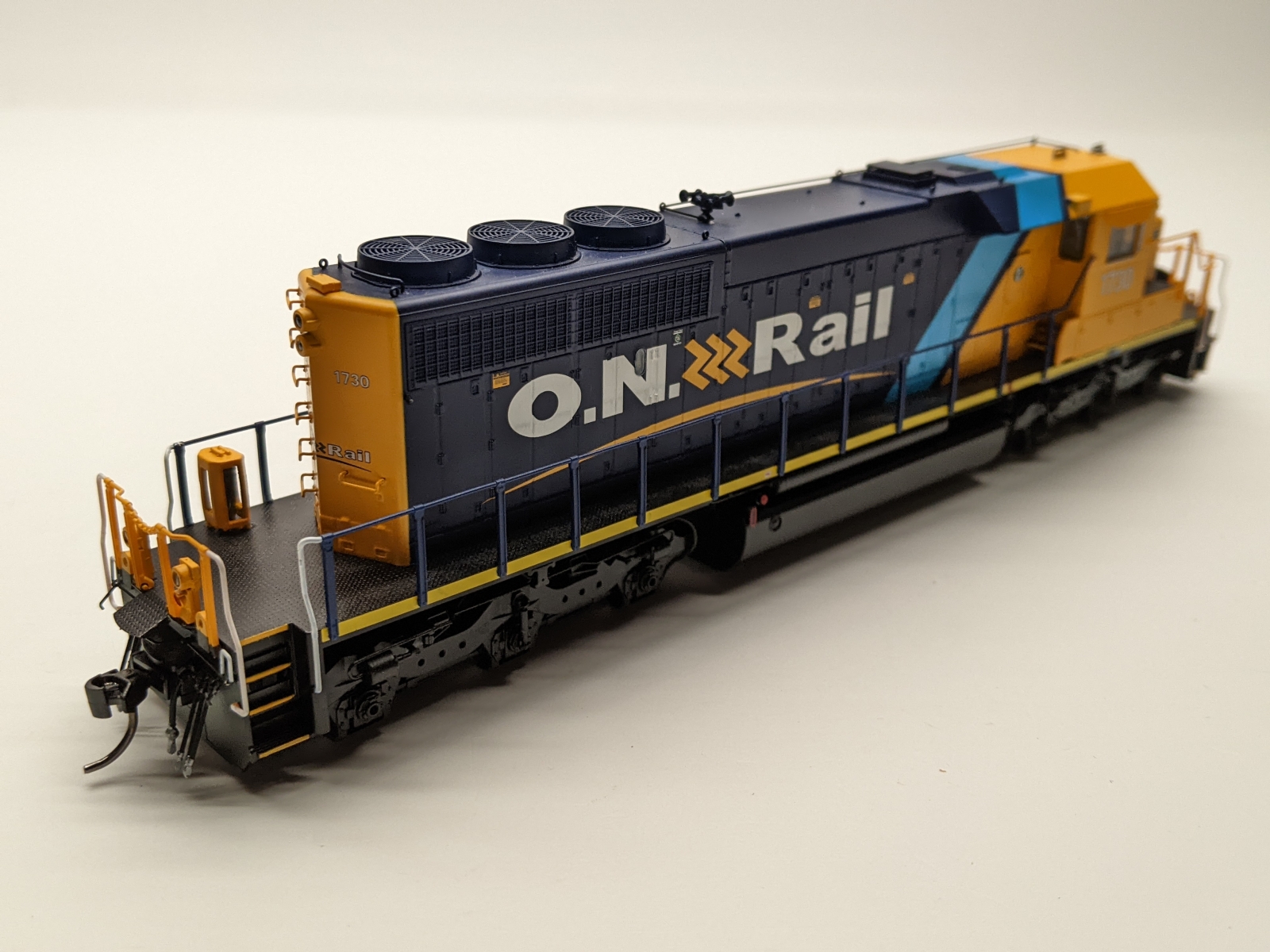 Bowser 24501 HO SD40-2 - Ontario Northland / ONR "O.N. Rail" #1730 - DC ...