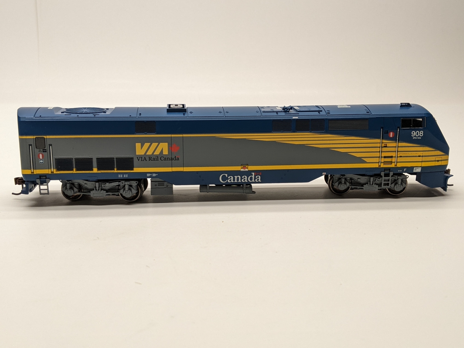 Athearn 99458 HO P42DC - VIA Rail Canada #908 - DC (Decoder Ready) For Sale -- Kingston ...