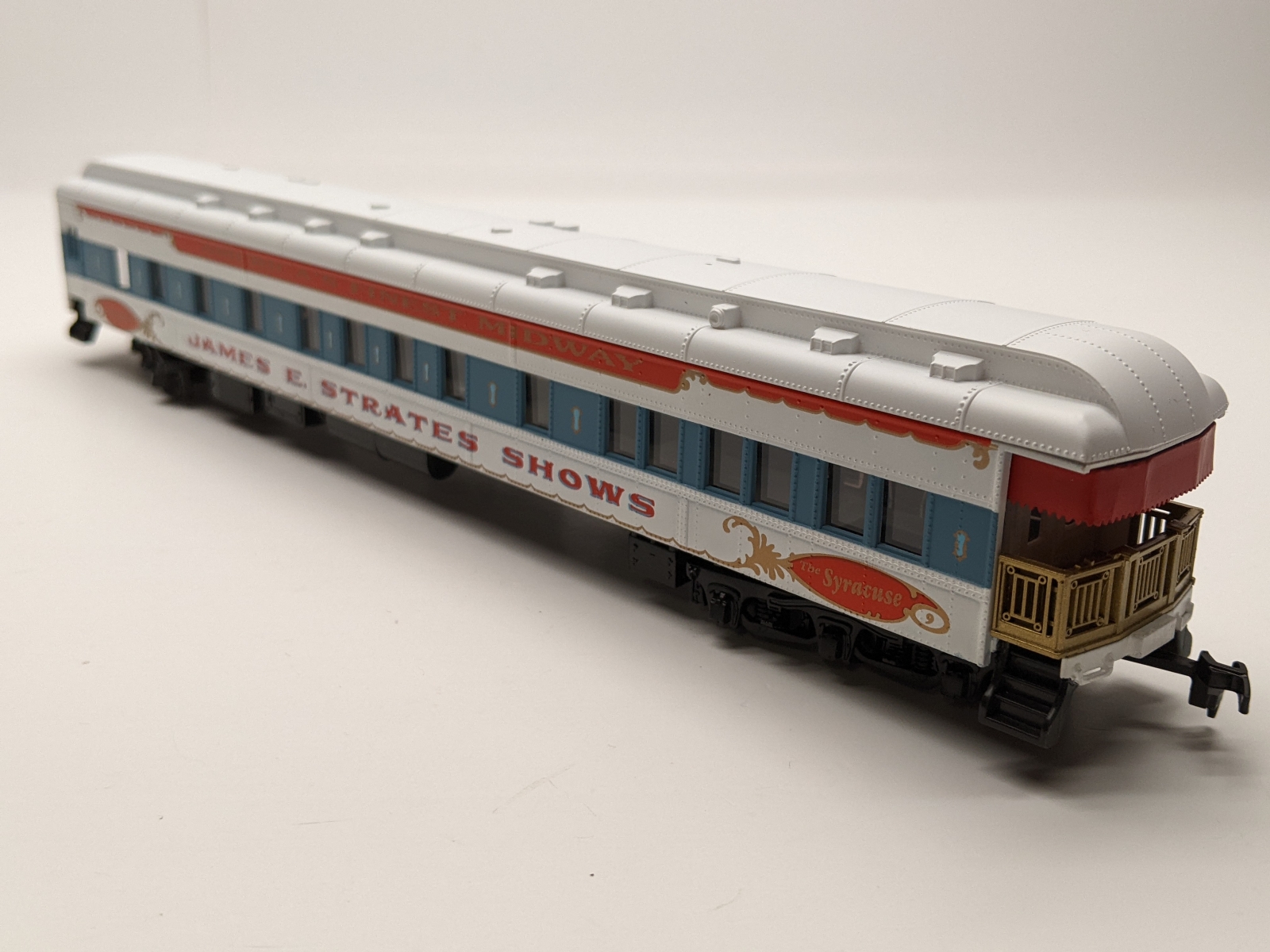 IHC 318 HO James E Strates Shows Train Set - Locomotive & 4 Coaches For ...